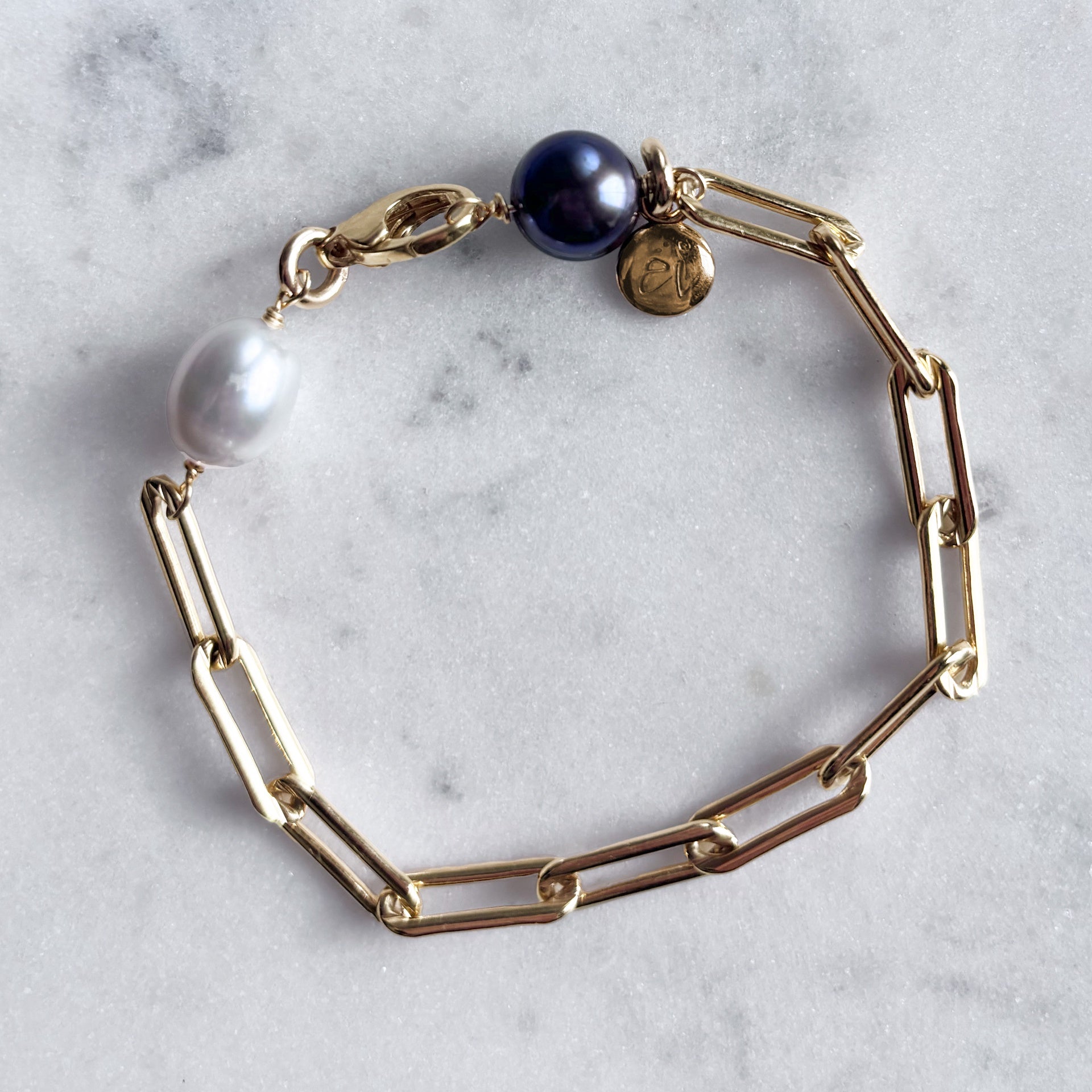 Paperclip Bracelet with Peacock & Freshwater Pearl – Pancharmbracelets